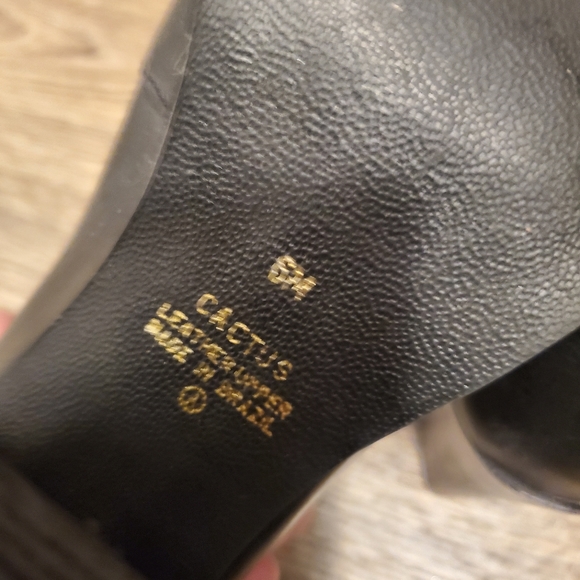 Markon | Shoes | Markon Catcus Black Leather Ankle Bootie 9s Western Sz ...